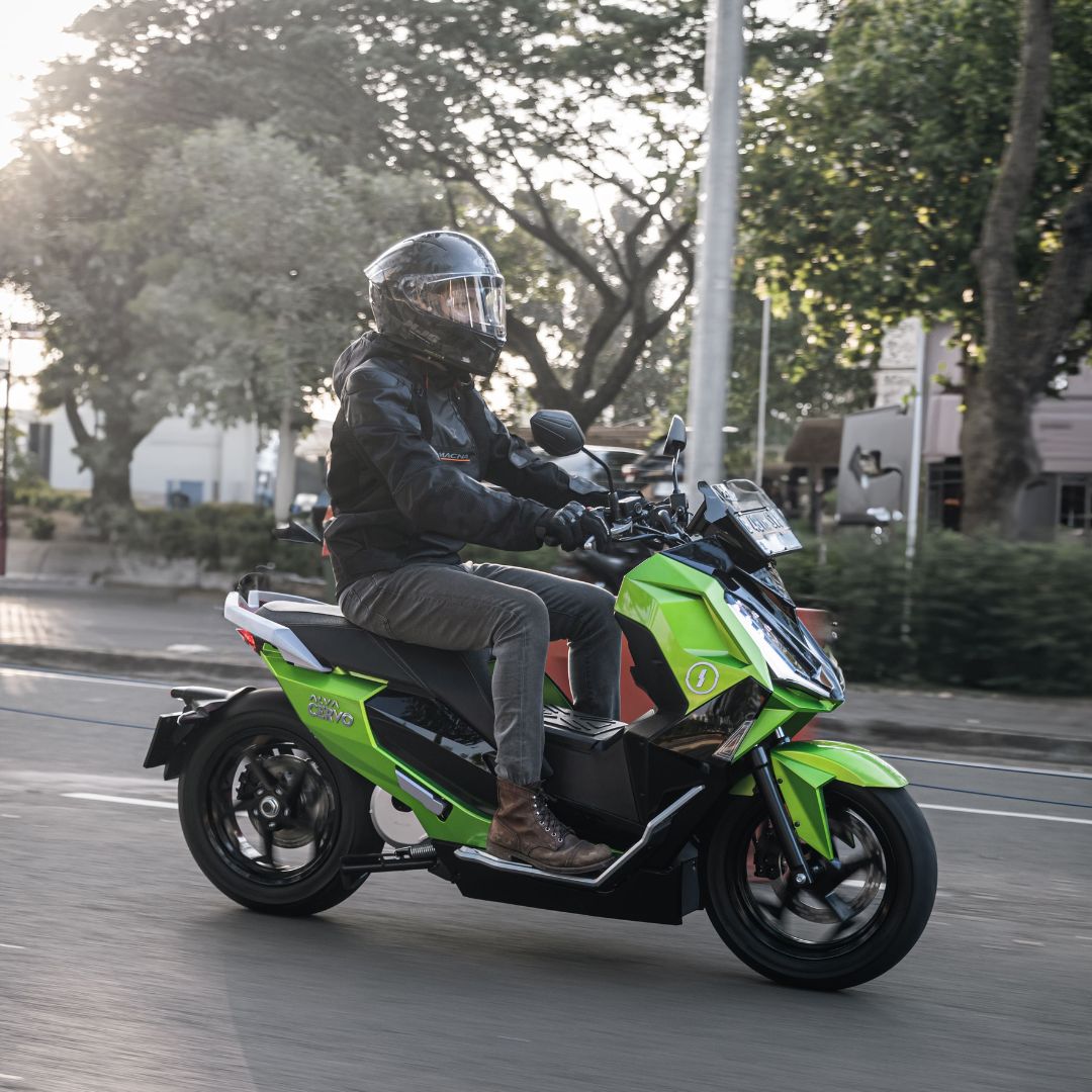 Ketahui Apa Saja Kelebihan Motor Listrik Sebelum Membelinya - Blog ALVA Auto