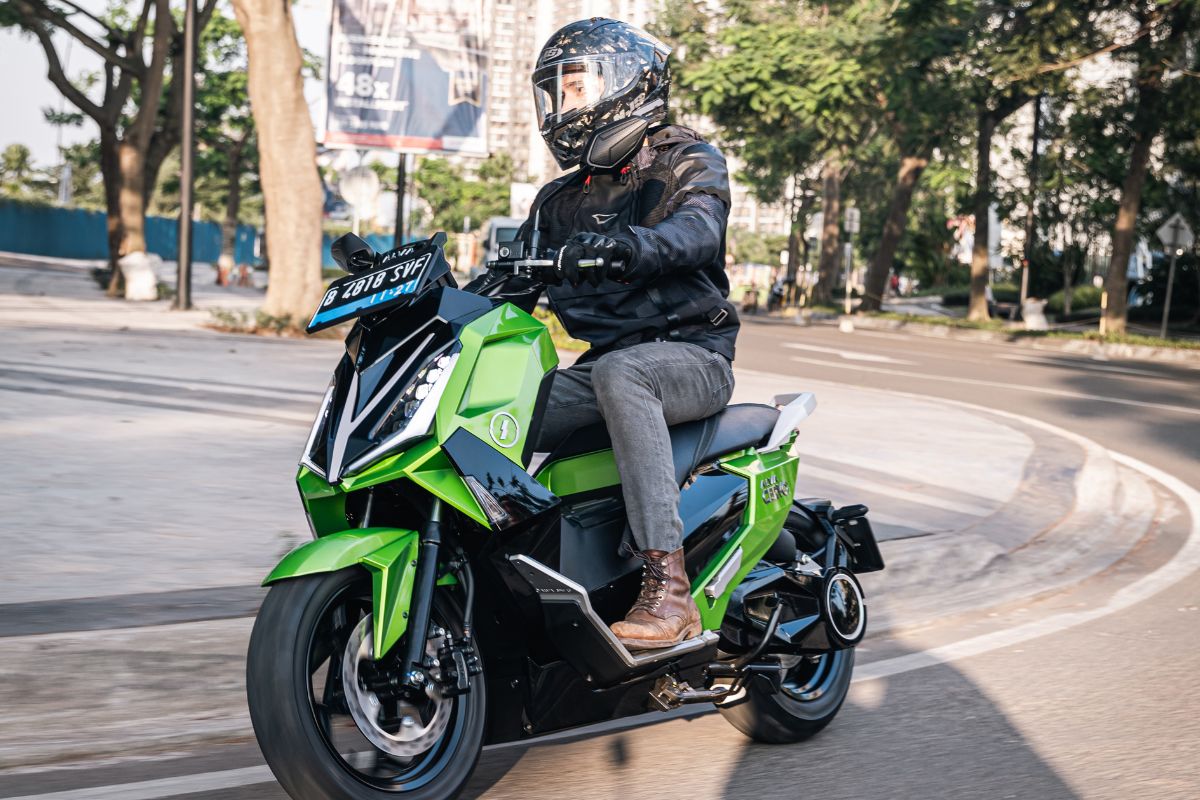 Ketahui Soal ALVA, Salah Satu Pioner Motor Listrik Indonesia - Blog ALVA Auto